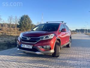 Red Honda CR-V 2015 in Riga, with an engine capacity of 2.00 L and mileage of 171 thousand km for 14850 €, photo  on AUTOMOTO.COM.LV