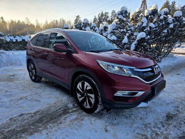 Red Honda CR-V 2015 in Utena, with an engine capacity of 1.60 L and mileage of 154 thousand km for 10850 €, photo 2 on AUTOMOTO.COM.LV