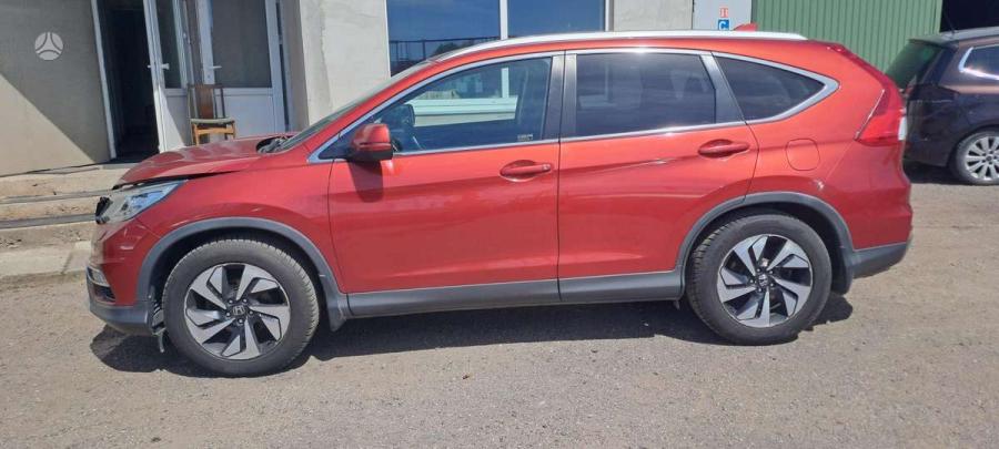 Sarkans Honda CR-V 2015 Šauļi, ar dzinēja tilpumu 1.60 L un nobraukumu 155 tūkst. km par 5990 €, foto 6 vietnē AUTOMOTO.COM.LV