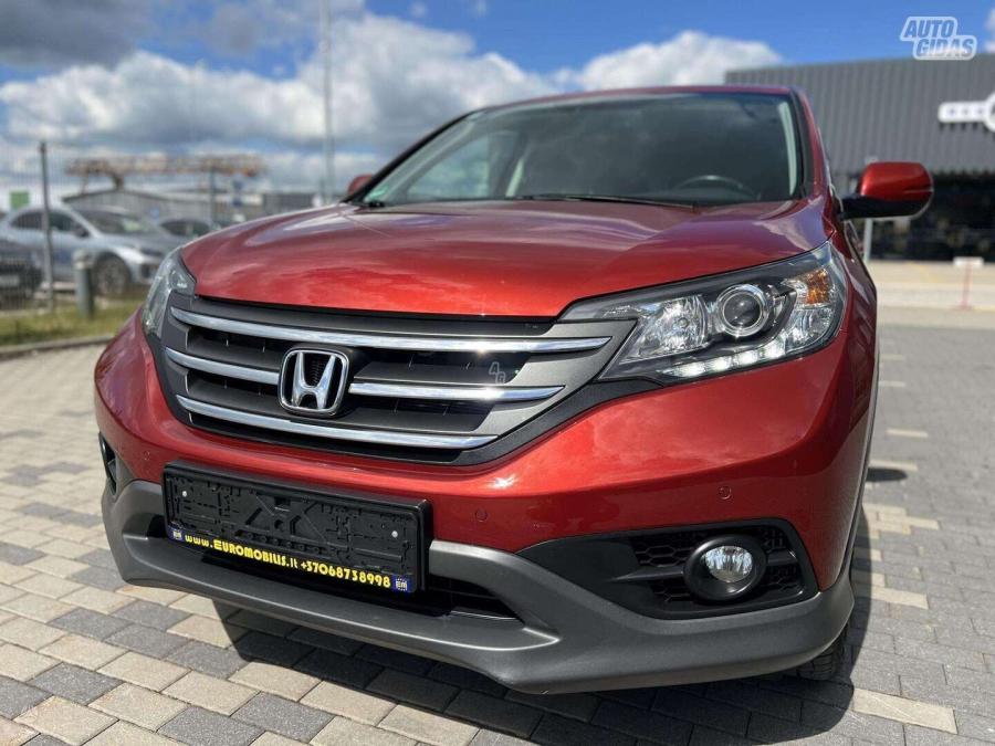 Sarkans Honda CR-V 2015 Šauļi, ar dzinēja tilpumu 2.20 L un nobraukumu 127 tūkst. km par 12900 €, foto 11 vietnē AUTOMOTO.COM.LV