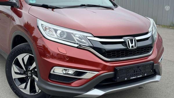 Red Honda CR-V 2015 in Telschi, with an engine capacity of 1.60 L and mileage of 207 thousand km for 12800 €, photo 2 on AUTOMOTO.COM.LV