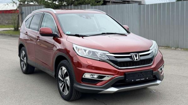 Red Honda CR-V 2015 in Telschi, with an engine capacity of 1.60 L and mileage of 207 thousand km for 12800 €, photo 4 on AUTOMOTO.COM.LV