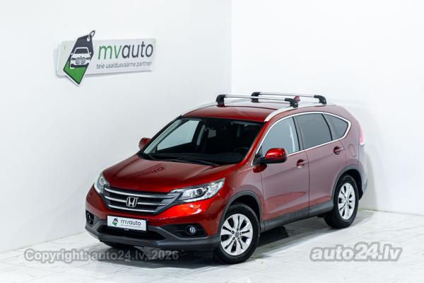 Sarkans Honda CR-V 2015 Tallina, ar dzinēja tilpumu 2.00 L un nobraukumu 120 tūkst. km par 12990 €, foto 1 vietnē AUTOMOTO.COM.LV