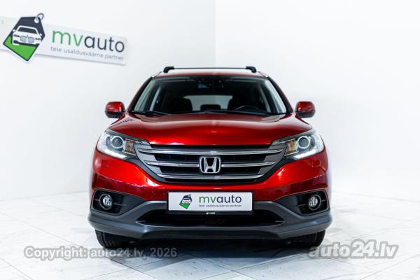 Sarkans Honda CR-V 2015 Tallina, ar dzinēja tilpumu 2.00 L un nobraukumu 120 tūkst. km par 12990 €, foto 4 vietnē AUTOMOTO.COM.LV