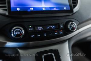 Красный Хонда СРВ 2015 в Таллин, объемом двигателя 2.00 л и пробегом 120 тыс. км за 12990 €, фото 27 на AUTOMOTO.COM.LV