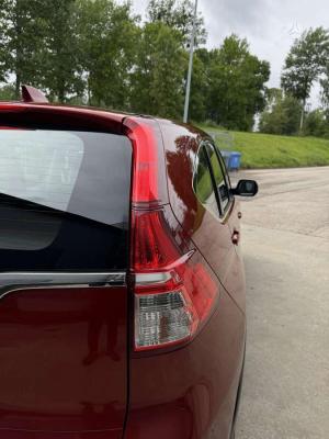 Red Honda CR-V 2015 in Alytus, with an engine capacity of 1.60 L and mileage of 149 thousand km for 11950 €, photo 27 on AUTOMOTO.COM.LV