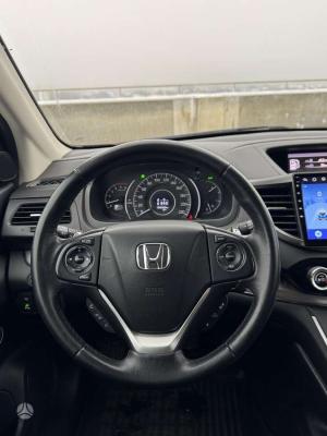 Sarkans Honda CR-V 2016 Viļņa, ar dzinēja tilpumu 1.60 L un nobraukumu 156 tūkst. km par 13500 €, foto 19 vietnē AUTOMOTO.COM.LV