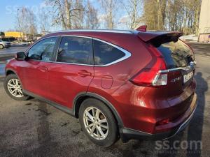 Sarkans Honda CR-V 2016 Ogre, ar dzinēja tilpumu 2.00 L un nobraukumu 239 tūkst. km par 14500 €, foto 26 vietnē AUTOMOTO.COM.LV