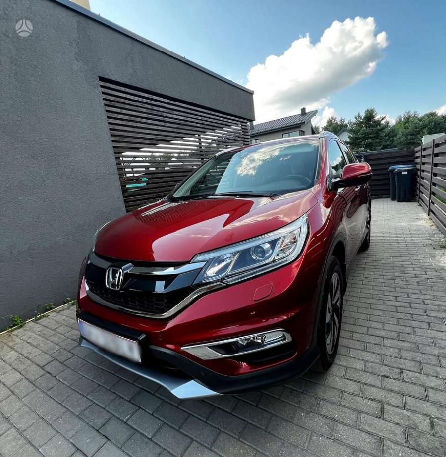 Red Honda CR-V 2016 in Vilnius, with an engine capacity of 1.60 L and mileage of 182 thousand km for 13900 €, photo 6 on AUTOMOTO.COM.LV