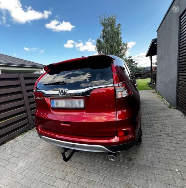 Sarkans Honda CR-V 2016 Viļņa, ar dzinēja tilpumu 1.60 L un nobraukumu 182 tūkst. km par 13900 €, foto 8 vietnē AUTOMOTO.COM.LV