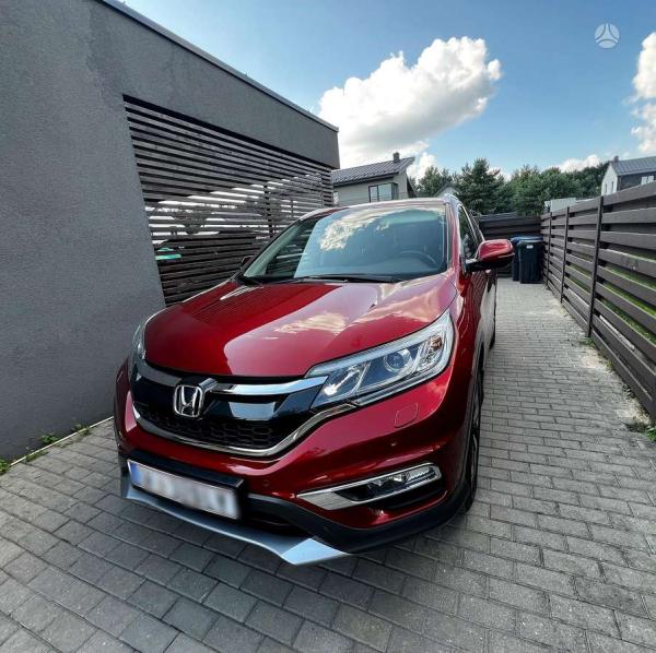Sarkans Honda CR-V 2016 Viļņa, ar dzinēja tilpumu 1.60 L un nobraukumu 182 tūkst. km par 13900 €, foto 9 vietnē AUTOMOTO.COM.LV