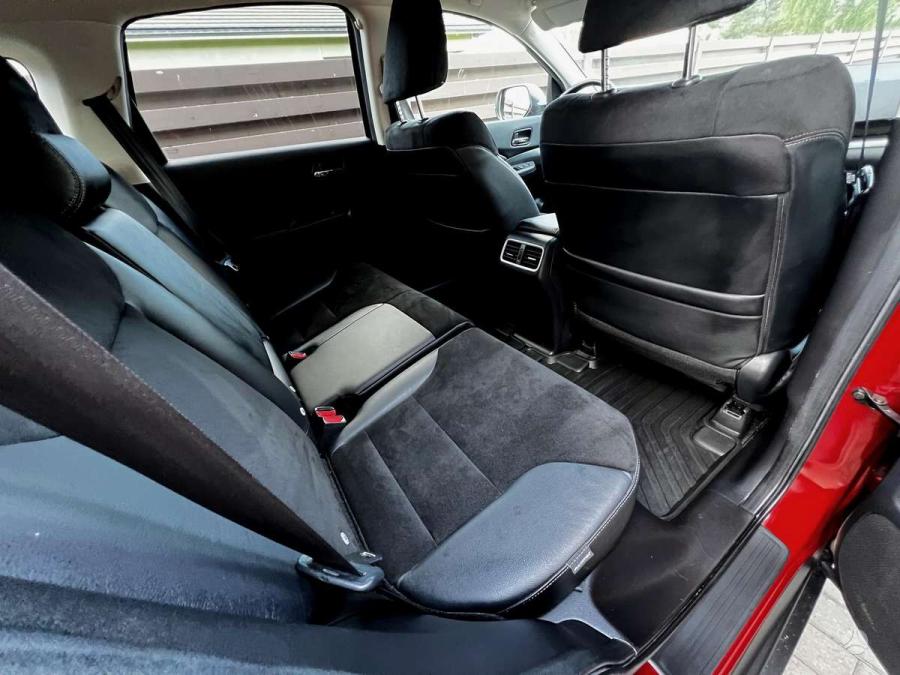 Red Honda CR-V 2016 in Vilnius, with an engine capacity of 1.60 L and mileage of 182 thousand km for 13900 €, photo 13 on AUTOMOTO.COM.LV