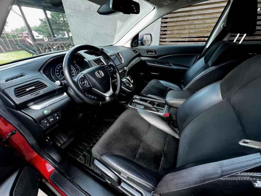 Red Honda CR-V 2016 in Vilnius, with an engine capacity of 1.60 L and mileage of 182 thousand km for 13900 €, photo 15 on AUTOMOTO.COM.LV