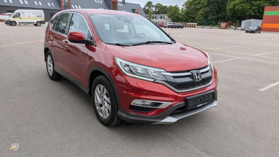 Red Honda CR-V 2016 in Klaipeda, with an engine capacity of 1.60 L and mileage of 240 thousand km for 10900 €, photo 10 on AUTOMOTO.COM.LV