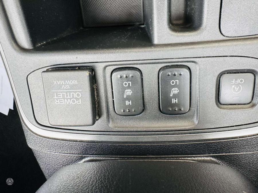 Sarkans Honda CR-V 2016 Alīta, ar dzinēja tilpumu 1.60 L un nobraukumu 170 tūkst. km par 12700 €, foto 13 vietnē AUTOMOTO.COM.LV
