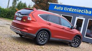 Red Honda CR-V 2017 in Jelgava, with an engine capacity of 1.60 L and mileage of 182 thousand km for 12490 €, photo 4 on AUTOMOTO.COM.LV