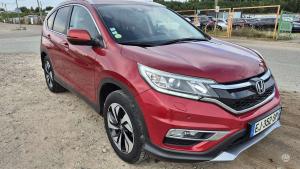 Sarkans Honda CR-V 2017 Viļņa, ar dzinēja tilpumu 1.60 L un nobraukumu 220 tūkst. km par 12199 €, foto 4 vietnē AUTOMOTO.COM.LV