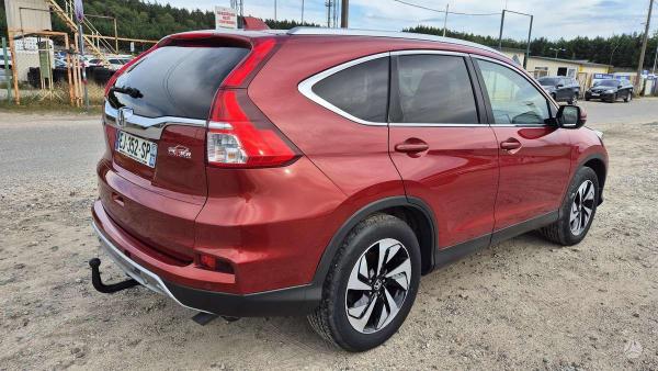 Red Honda CR-V 2017 in Vilnius, with an engine capacity of 1.60 L and mileage of 220 thousand km for 12199 €, photo 6 on AUTOMOTO.COM.LV