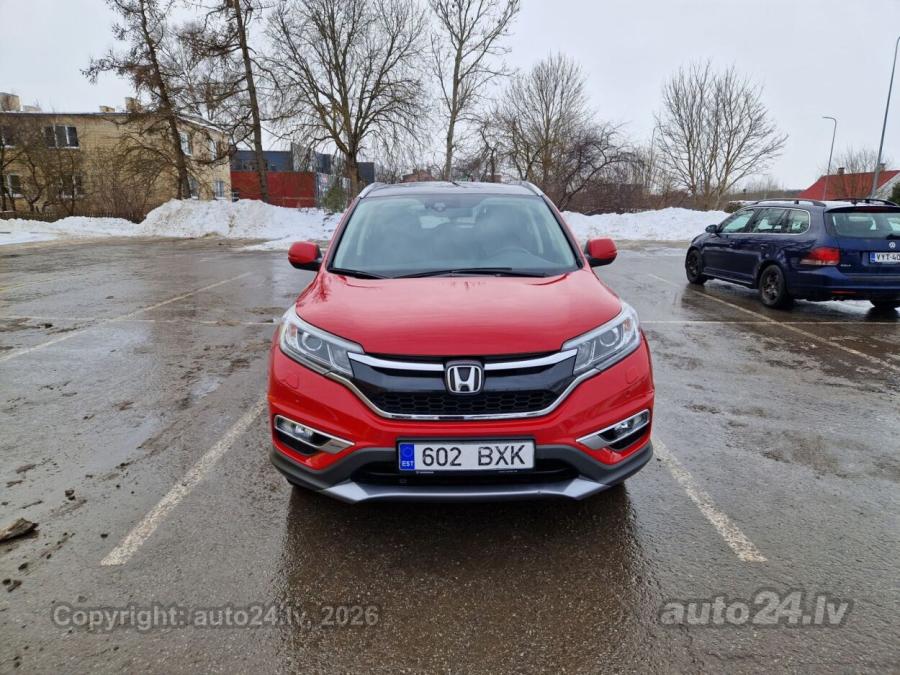 Red Honda CR-V 2018 in Tallinn, with an engine capacity of 1.60 L and mileage of 276 thousand km for 14000 €, photo 1 on AUTOMOTO.COM.LV