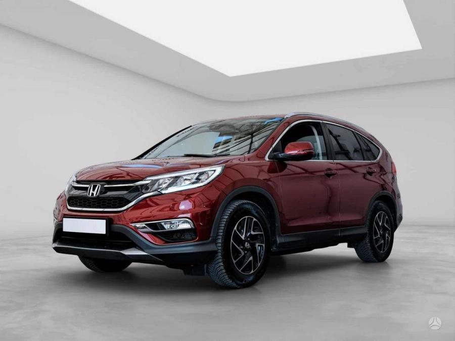 Red Honda CR-V 2018 in Kaunas, with an engine capacity of 1.60 L and mileage of 238 thousand km for 13490 €, photo 1 on AUTOMOTO.COM.LV