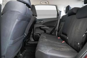 Red Honda CR-V 2018 in Kaunas, with an engine capacity of 1.60 L and mileage of 238 thousand km for 13490 €, photo 9 on AUTOMOTO.COM.LV
