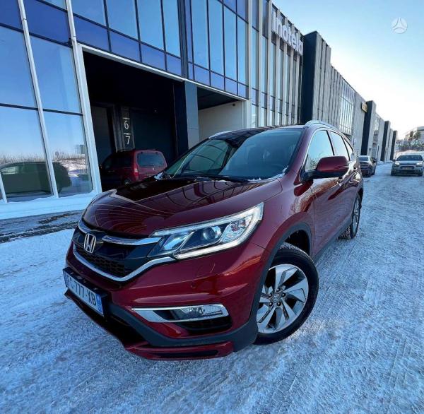 Red Honda CR-V 2019 in Vilnius, with an engine capacity of 1.60 L and mileage of 180 thousand km for 14490 €, photo 7 on AUTOMOTO.COM.LV