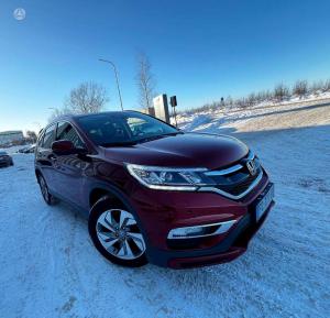 Red Honda CR-V 2019 in Vilnius, with an engine capacity of 1.60 L and mileage of 180 thousand km for 14490 €, photo 8 on AUTOMOTO.COM.LV