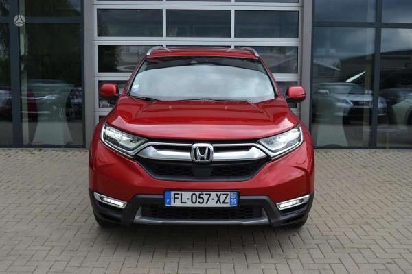 Red Honda CR-V 2019 in Vilnius, with an engine capacity of 1.99 L and mileage of 164 thousand km for 21000 €, photo 2 on AUTOMOTO.COM.LV