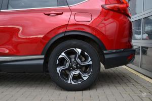 Red Honda CR-V 2019 in Vilnius, with an engine capacity of 1.99 L and mileage of 164 thousand km for 21000 €, photo 7 on AUTOMOTO.COM.LV