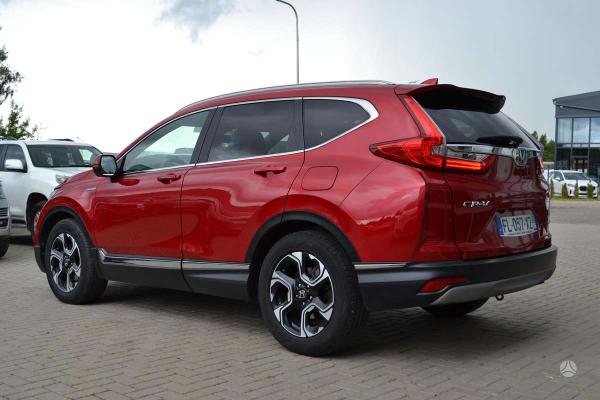 Red Honda CR-V 2019 in Vilnius, with an engine capacity of 1.99 L and mileage of 164 thousand km for 21000 €, photo 7 on AUTOMOTO.COM.LV