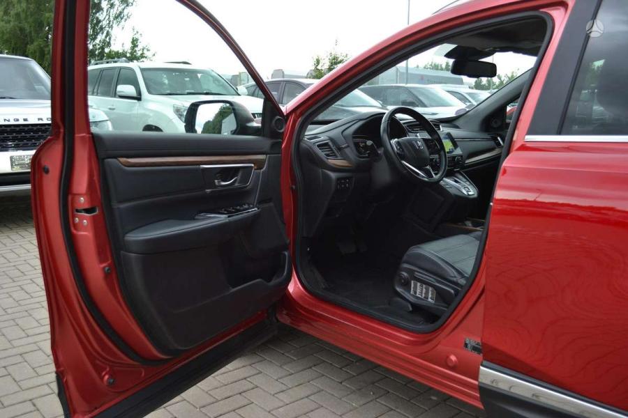 Red Honda CR-V 2019 in Vilnius, with an engine capacity of 1.99 L and mileage of 164 thousand km for 21000 €, photo 20 on AUTOMOTO.COM.LV