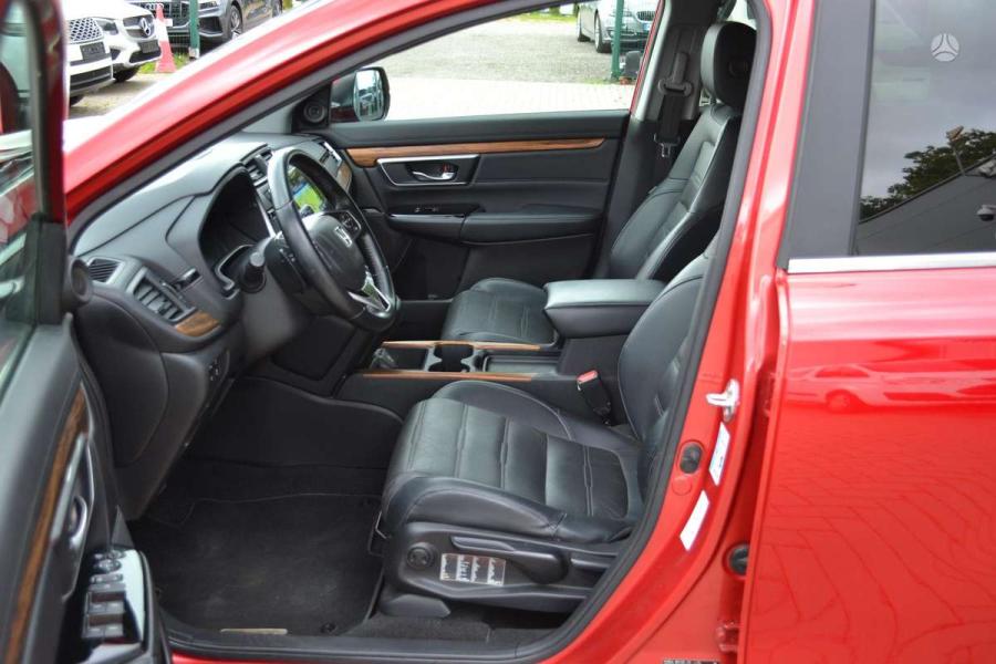 Red Honda CR-V 2019 in Vilnius, with an engine capacity of 1.99 L and mileage of 164 thousand km for 21000 €, photo 21 on AUTOMOTO.COM.LV