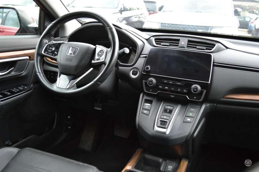 Red Honda CR-V 2019 in Vilnius, with an engine capacity of 1.99 L and mileage of 164 thousand km for 21000 €, photo 31 on AUTOMOTO.COM.LV