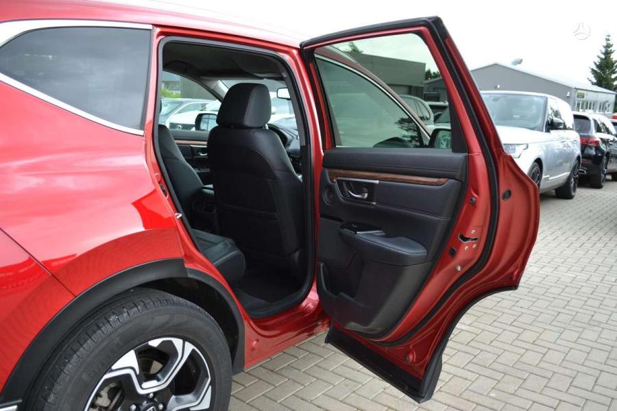 Red Honda CR-V 2019 in Vilnius, with an engine capacity of 1.99 L and mileage of 164 thousand km for 21000 €, photo 32 on AUTOMOTO.COM.LV
