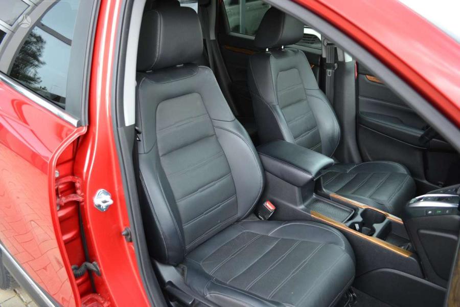 Red Honda CR-V 2019 in Vilnius, with an engine capacity of 1.99 L and mileage of 164 thousand km for 21000 €, photo 35 on AUTOMOTO.COM.LV