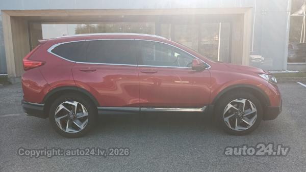 Sarkans Honda CR-V 2019 Pērnava, ar dzinēja tilpumu 1.50 L un nobraukumu 127 tūkst. km par 19900 €, foto 3 vietnē AUTOMOTO.COM.LV