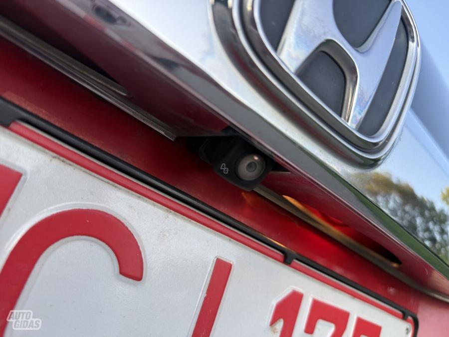 Красный Хонда СРВ 2019 в Алитус, объемом двигателя 1.60 л и пробегом 210 тыс. км за 13700 €, фото 11 на AUTOMOTO.COM.LV