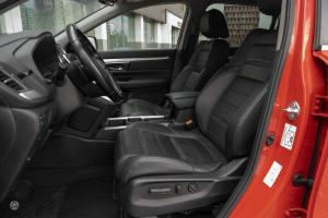 Red Honda CR-V 2021 in Vilnius, with an engine capacity of 1.99 L and mileage of 54 thousand km for 26000 €, photo 9 on AUTOMOTO.COM.LV