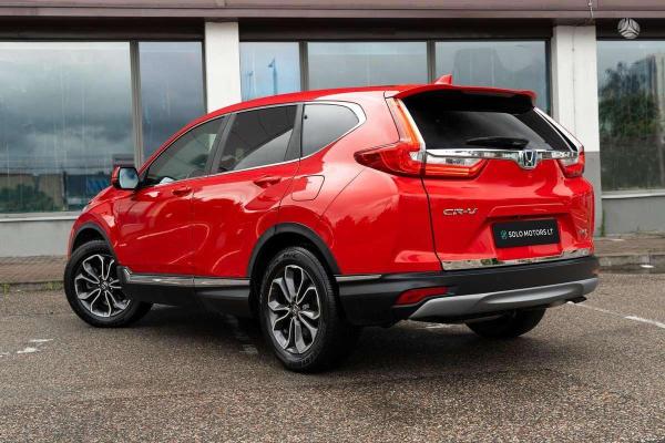 Red Honda CR-V 2021 in Vilnius, with an engine capacity of 1.99 L and mileage of 54 thousand km for 22750 €, photo 5 on AUTOMOTO.COM.LV