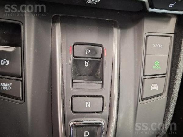Sarkans Honda CR-V 2022 Ogre, ar dzinēja tilpumu 2.00 L un nobraukumu 62 tūkst. km par 26700 €, foto 10 vietnē AUTOMOTO.COM.LV