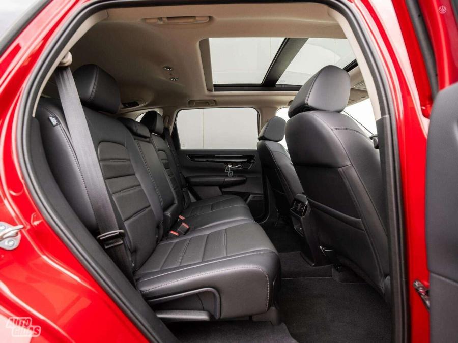 Red Honda CR-V 2024 in Marijampole, with an engine capacity of 2.00 L and mileage of 8 thousand km for 38850 €, photo 36 on AUTOMOTO.COM.LV