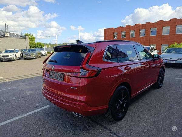 Sarkans Honda CR-V 2024 Viļņa, ar dzinēja tilpumu 1.99 L un nobraukumu 42 tūkst. km par 39880 €, foto 4 vietnē AUTOMOTO.COM.LV