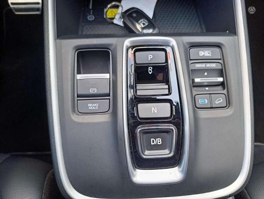 Sarkans Honda CR-V 2024 Viļņa, ar dzinēja tilpumu 1.99 L un nobraukumu 42 tūkst. km par 39880 €, foto 22 vietnē AUTOMOTO.COM.LV