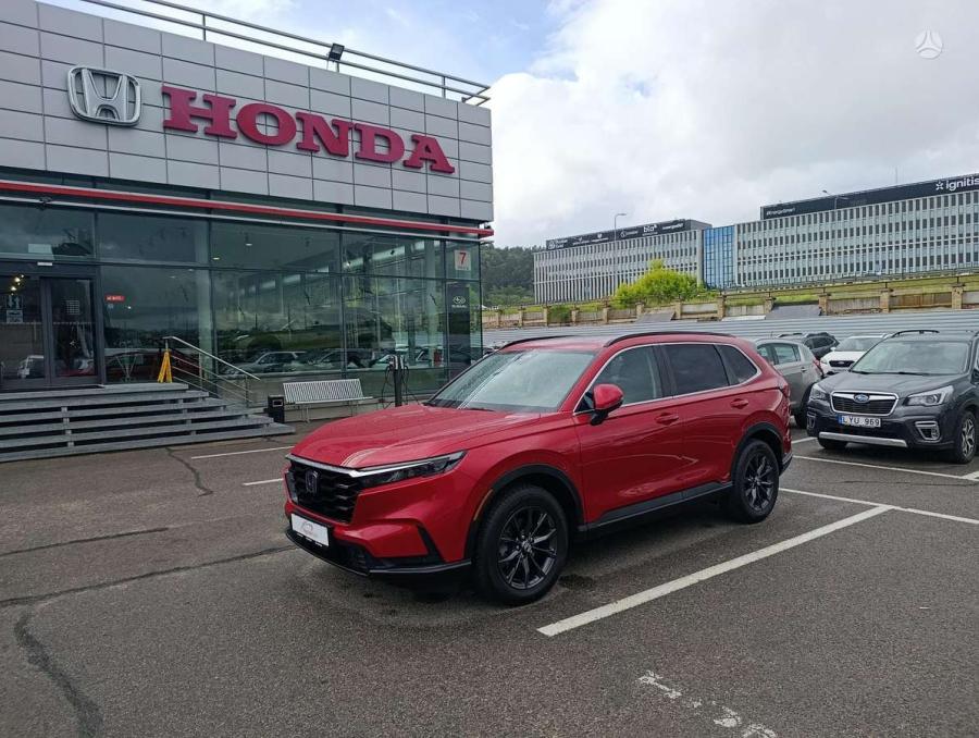 Red Honda CR-V 2025 in Vilnius, with an engine capacity of 1.99 L and mileage of 56 thousand km for 40990 €, photo 3 on AUTOMOTO.COM.LV