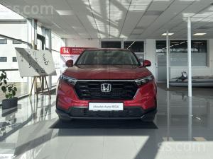 Red Honda CR-V 2025 in Riga, with an engine capacity of 2.00 L and mileage of 25 thousand km for 44900 €, photo 3 on AUTOMOTO.COM.LV