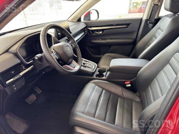 Honda CR-V 2025 Rīga vietnē Sarkans Honda CR-V 2025 Rīga, ar dzinēja tilpumu 2.00 L un nobraukumu 25 tūkst. km par 44900 €, foto 10 vietnē AUTOMOTO.COM.LV