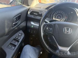 Sarkans Honda CR-V 2013 Liepāja, ar dzinēja tilpumu 2.20 L un nobraukumu 245 tūkst. km par 10000 €, foto 5 vietnē AUTOMOTO.COM.LV