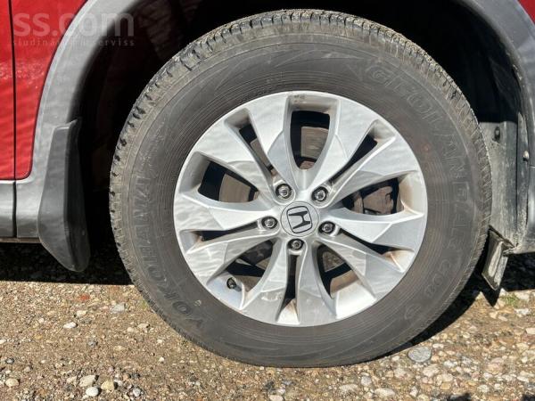 Sarkans Honda CR-V 2013 Liepāja, ar dzinēja tilpumu 2.20 L un nobraukumu 245 tūkst. km par 10000 €, foto 8 vietnē AUTOMOTO.COM.LV