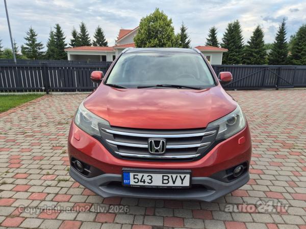 Red Honda CR-V 2012 in Tallinn, with an engine capacity of 2.00 L and mileage of 205 thousand km for 9800 €, photo 3 on AUTOMOTO.COM.LV