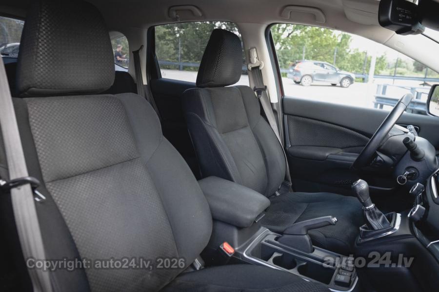 Sarkans Honda CR-V 2015 Tartu, ar dzinēja tilpumu 2.00 L un nobraukumu 0 tūkst. km par 8549 €, foto 14 vietnē AUTOMOTO.COM.LV